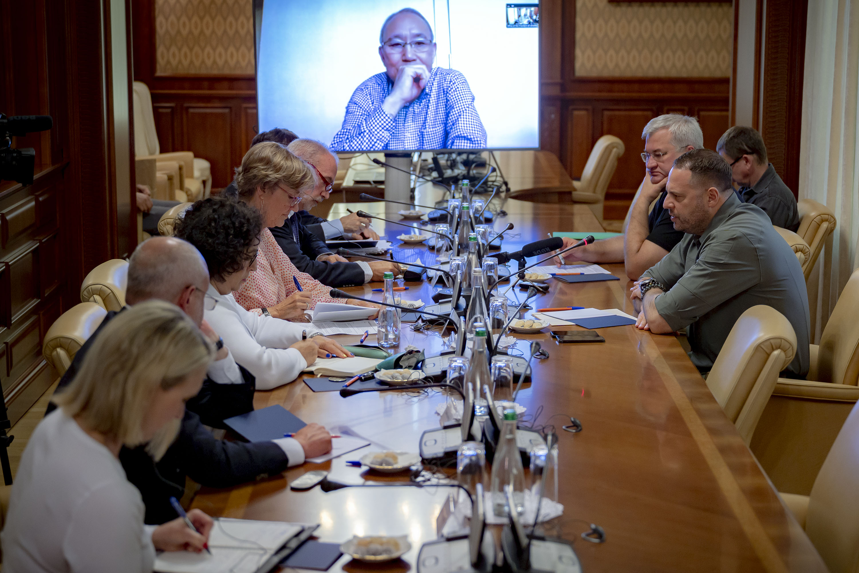 Andriy Yermak met with G7 ambassadors — Official website of the ...