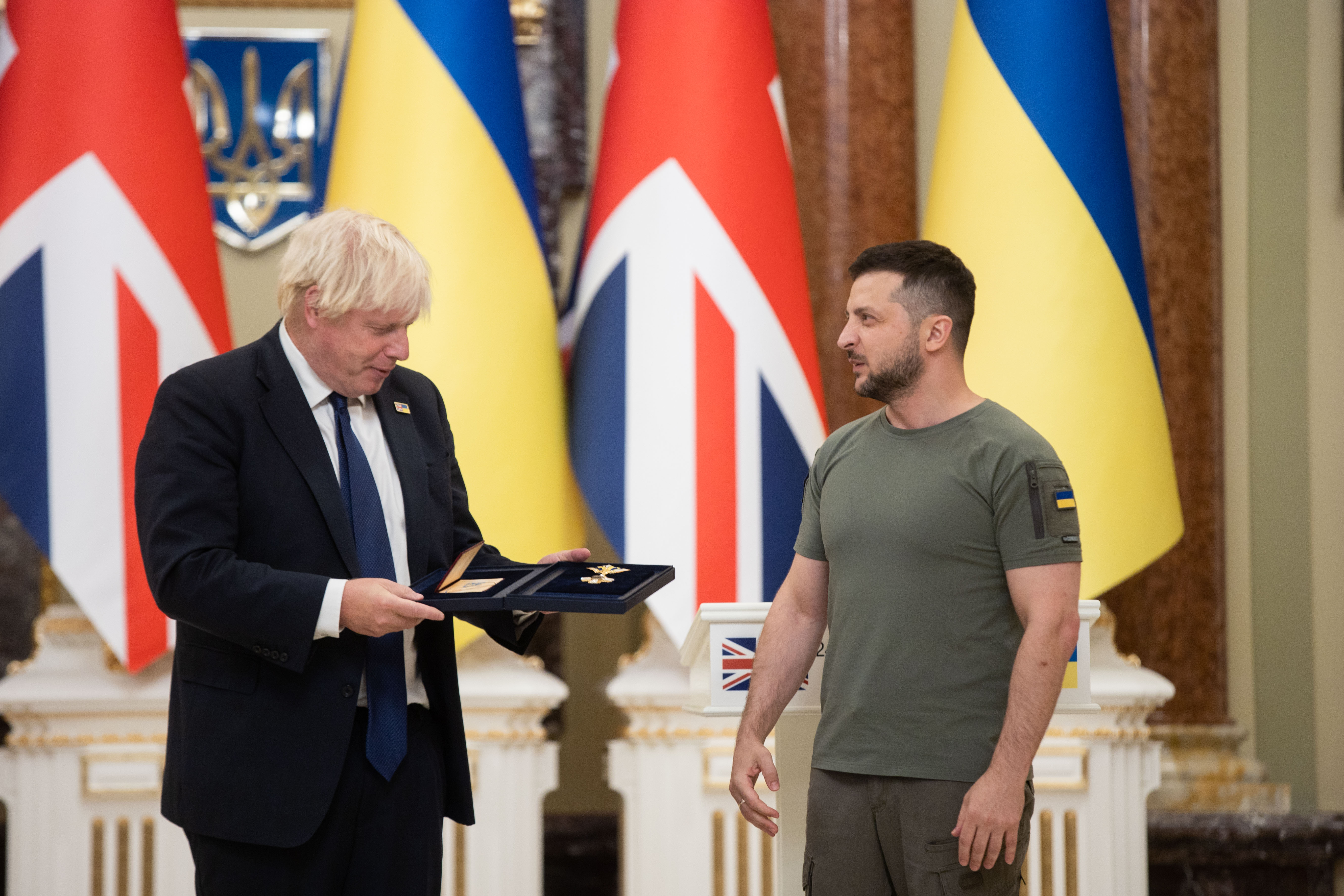 President of Ukraine noted the help of the UK Prime Minister and ...