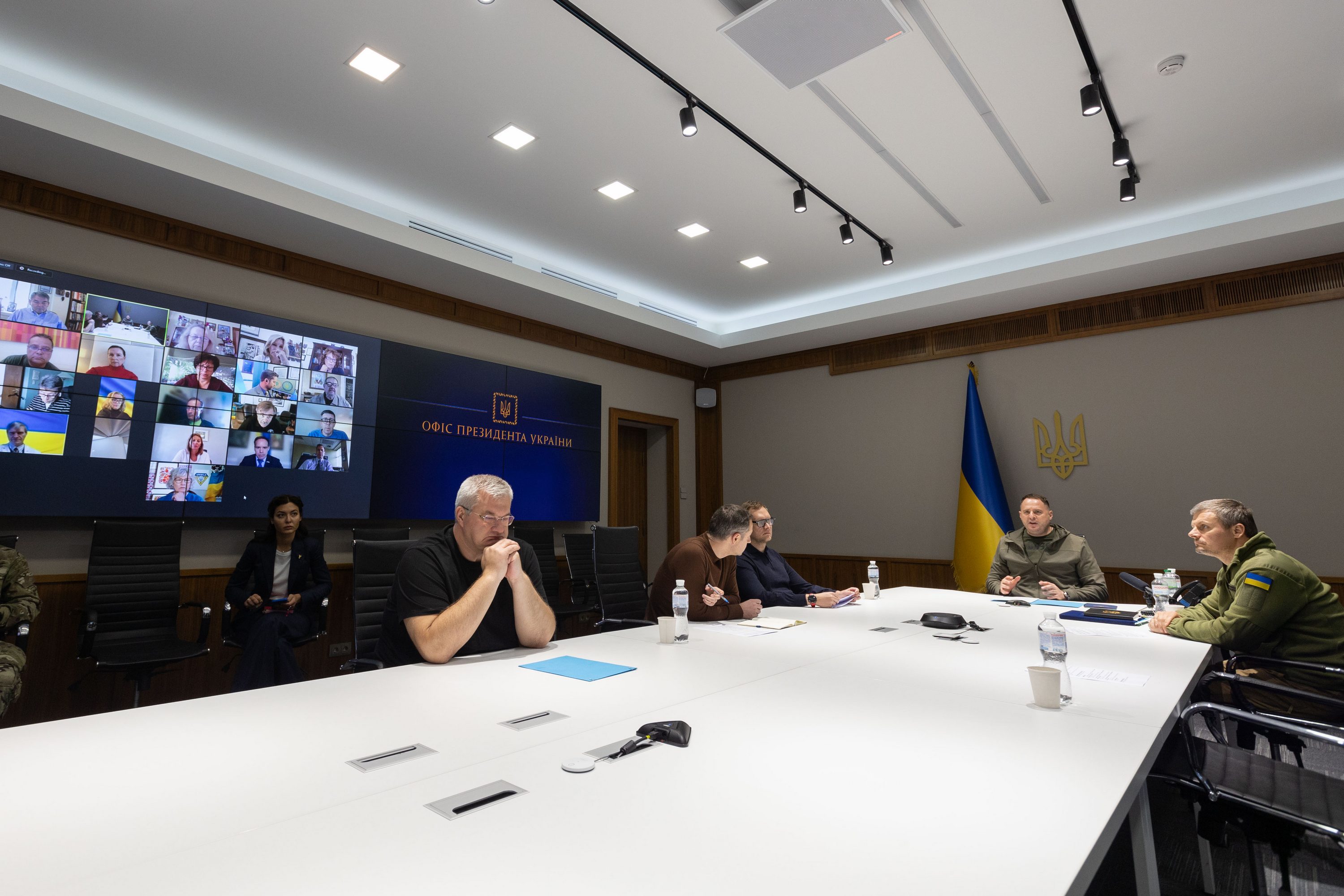 Andriy Yermak held an online meeting with representatives of the ...