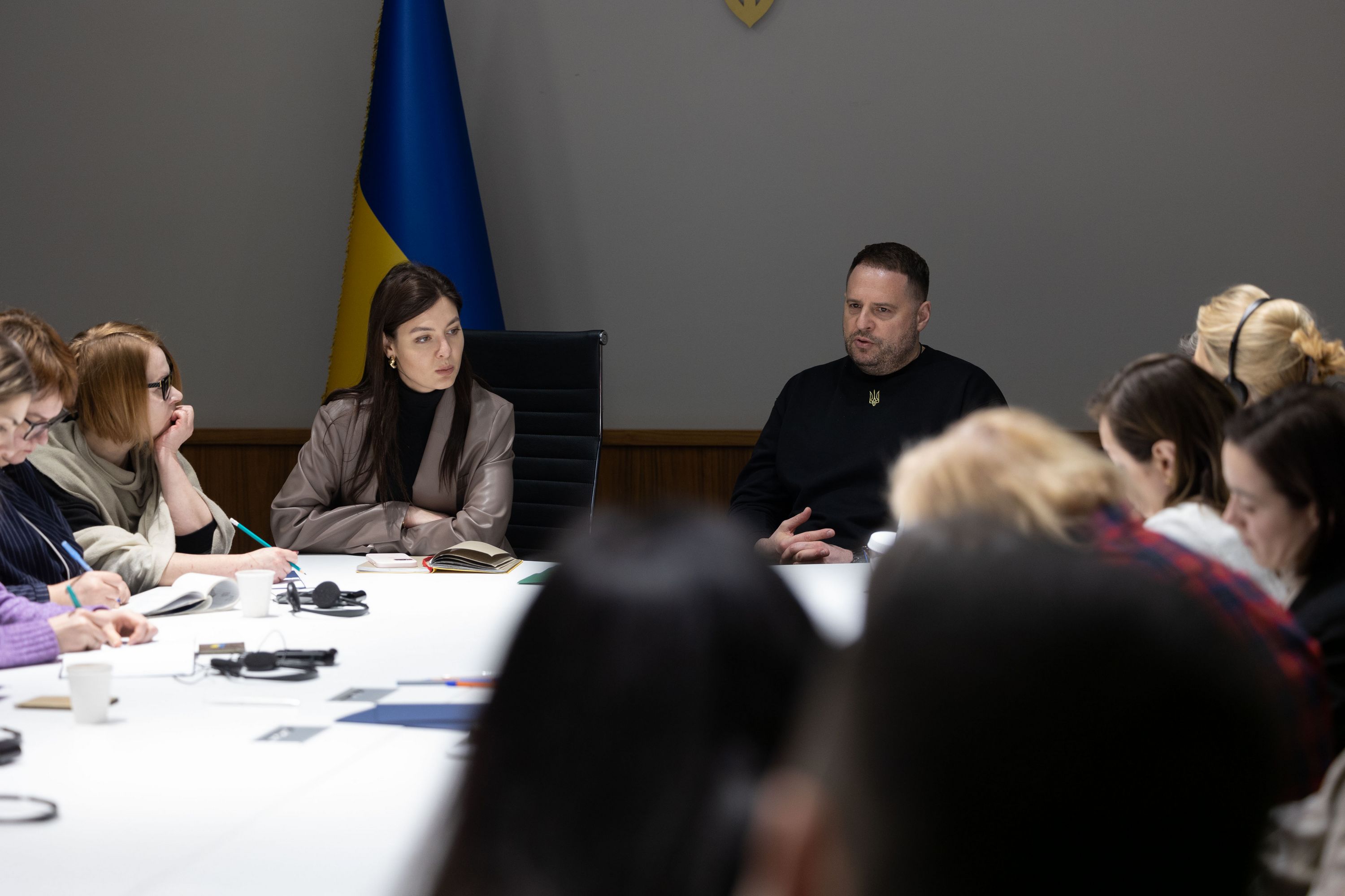 Andriy Yermak met with representatives of Ukrainian and foreign media ...