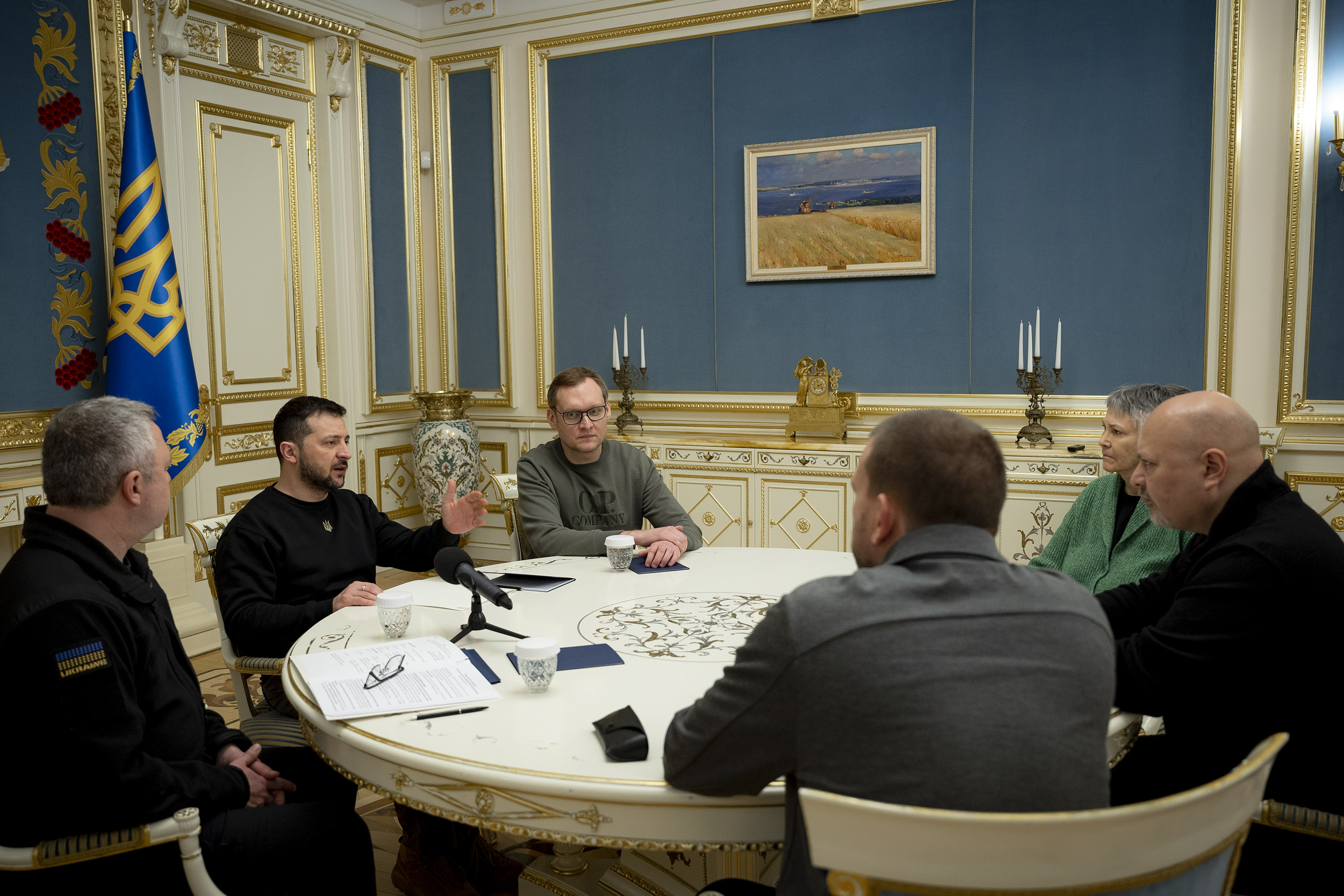 President of Ukraine met with the Prosecutor of the International ...