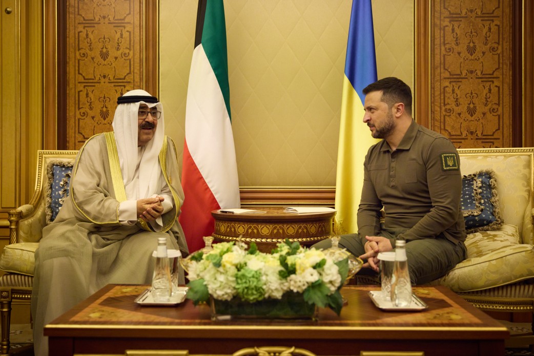 In Saudi Arabia, the President met with the heads of delegations of the ...