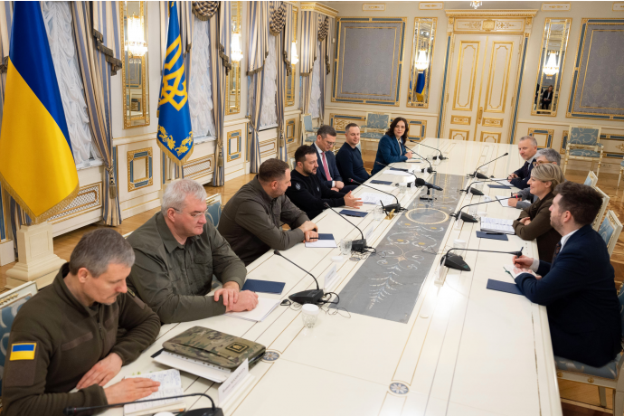 President of Ukraine met with Minister of Foreign Affairs of Canada ...