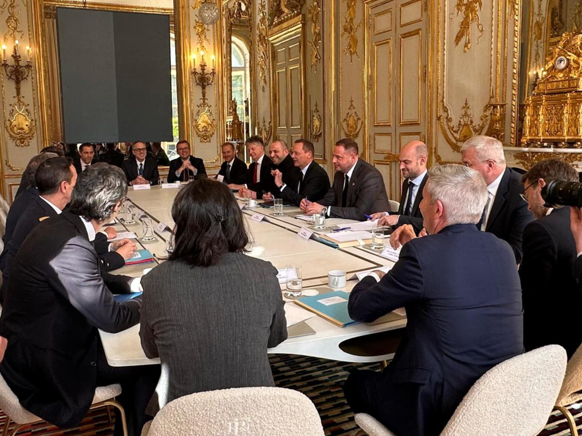 Meetings Held in Paris Between Ukrainian and U.S. Delegations, as well ...